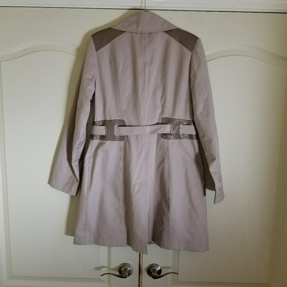 Via Spiga | Jackets & Coats | Via Spiga Trench Coat Medium | Poshmark